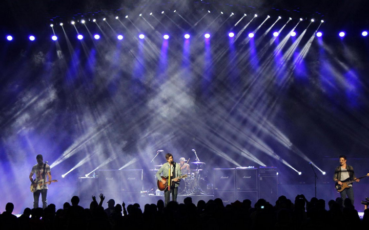 How Incredible Concert Lighting Happens On Tour - HARMAN Professional ...