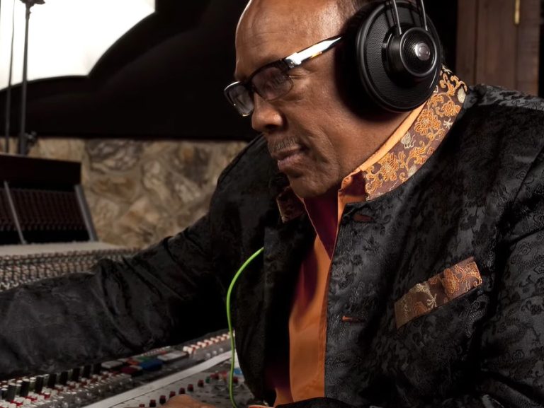 Expert Mic Placement Tips for Studio-Quality Vocals