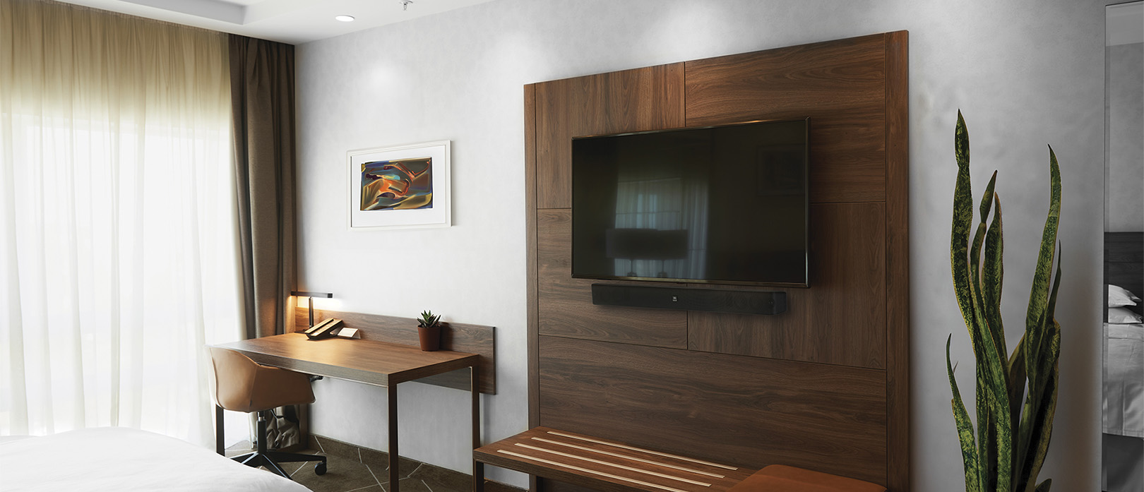 Science Behind Suite Audio: How JBL Pro Commercial Soundbars Transform ...